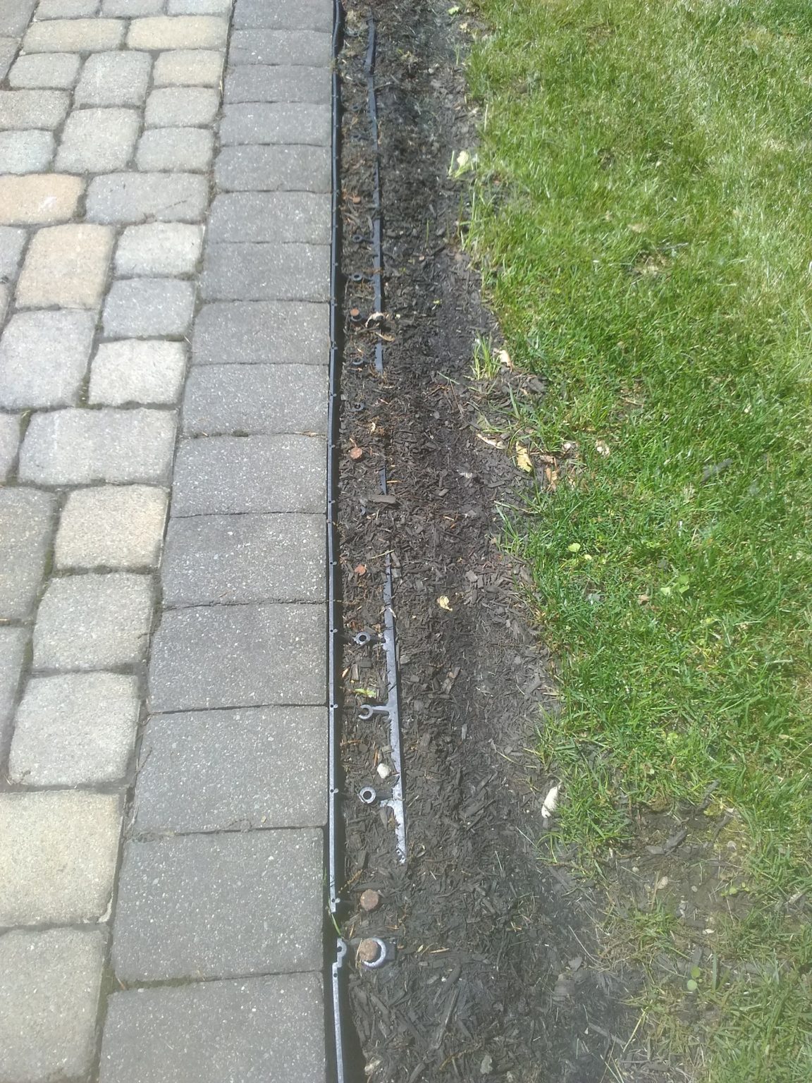 How do I replace failed or broken plastic edging - Cincinnati, Columbus, OH